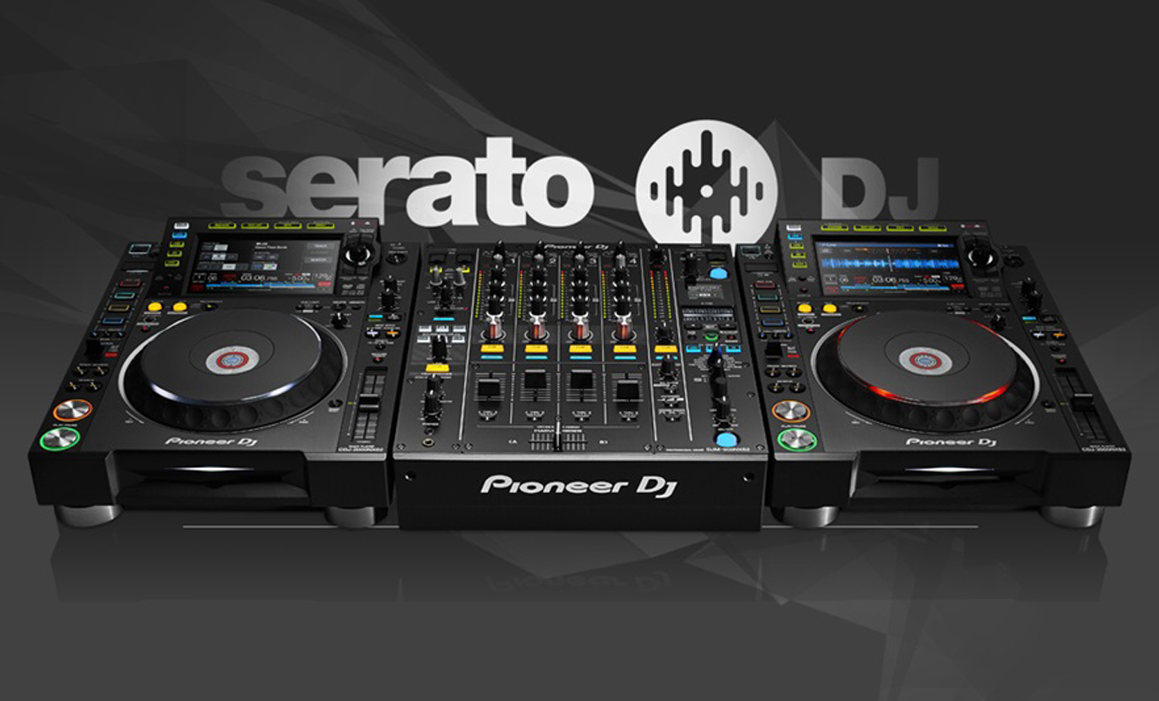 Pioneer CDJ-2000NXS2 und DJM-900NXS2 Serato certified - Bonedo