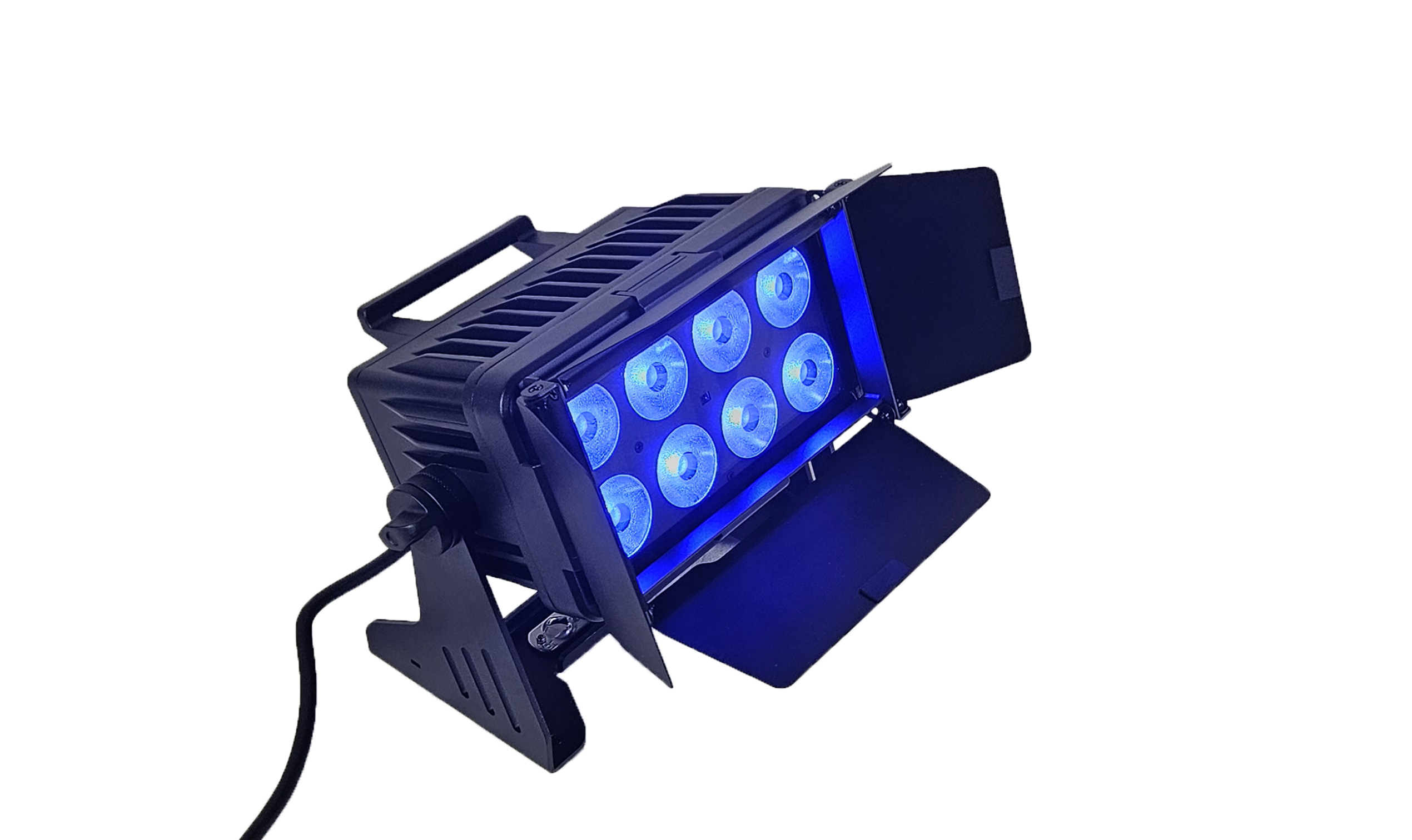 Eurolite Multiflood IP 8x10W RGBW Wash Test - Bonedo