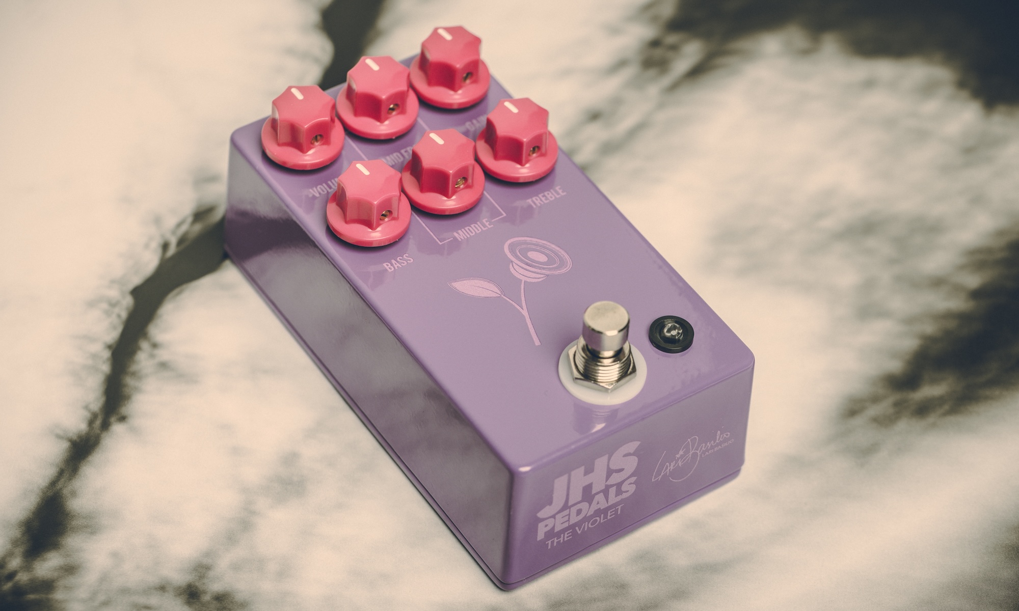 JHS Pedals Violet Lari Basilio Overdrive Test - Bonedo