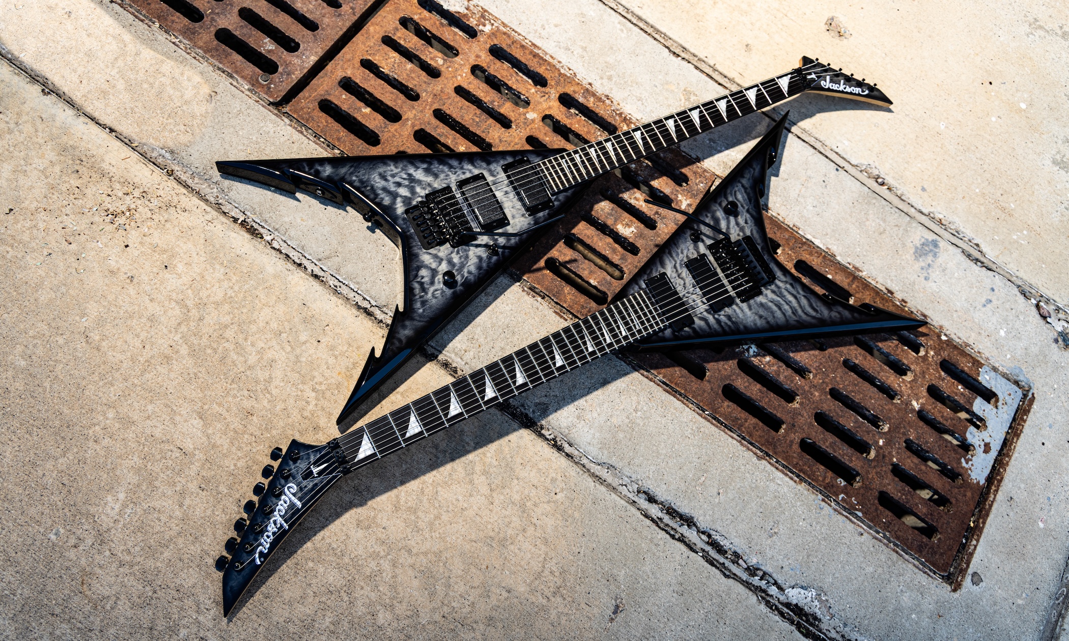 Jackson Corey Beaulieu Signature: Neue King-V-Modelle für den Trivium ...